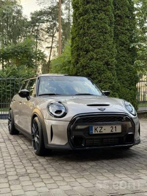 Pelēks MINI cooper-s 2022 Rīga, ar dzinēja tilpumu 2.00 L un nobraukumu 26 tūkst. km par 27500 €, foto 3 vietnē AUTOMOTO.COM.LV