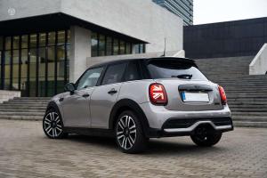 Pelēks MINI cooper-s 2022 Viļņa, ar dzinēja tilpumu 2.00 L un nobraukumu 22 tūkst. km par 24200 €, foto 6 vietnē AUTOMOTO.COM.LV