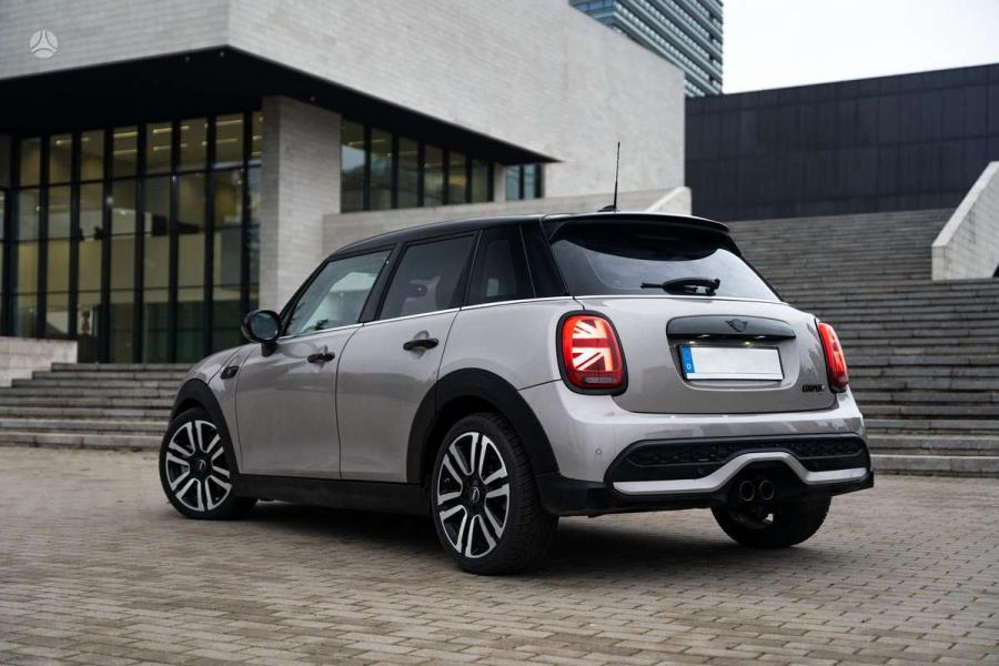 Pelēks MINI cooper-s 2022 Viļņa, ar dzinēja tilpumu 2.00 L un nobraukumu 22 tūkst. km par 24200 €, foto 6 vietnē AUTOMOTO.COM.LV