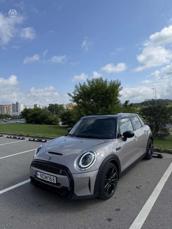 Pelēks MINI cooper-s 2022 Viļņa, ar dzinēja tilpumu 2.00 L un nobraukumu 79 tūkst. km par 22000 €, foto 1 vietnē AUTOMOTO.COM.LV