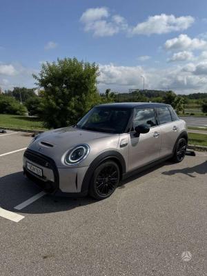 Grey MINI cooper-s 2022 in Vilnius, with an engine capacity of 2.00 L and mileage of 79 thousand km for 22000 €, photo 5 on AUTOMOTO.COM.LV