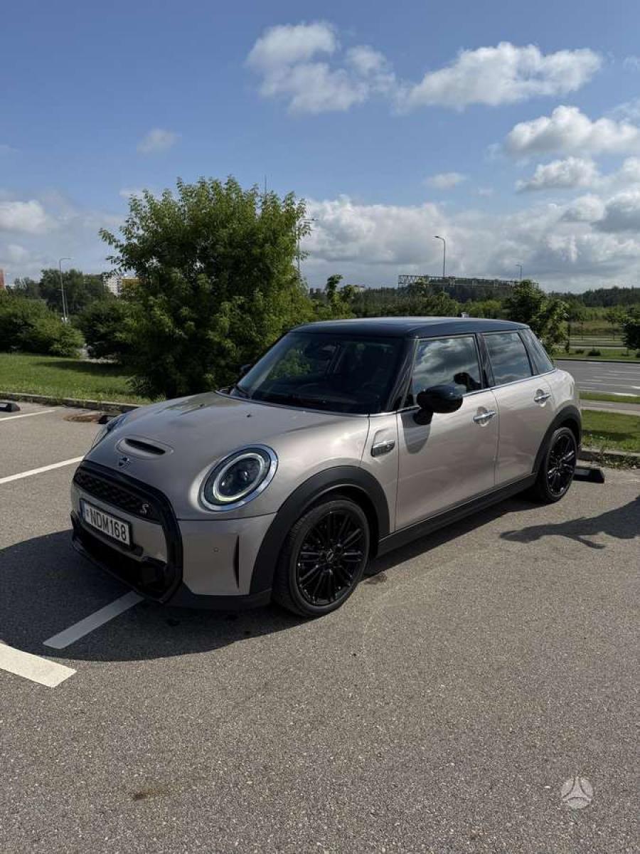 Grey MINI cooper-s 2022 in Vilnius, with an engine capacity of 2.00 L and mileage of 79 thousand km for 22000 €, photo 5 on AUTOMOTO.COM.LV