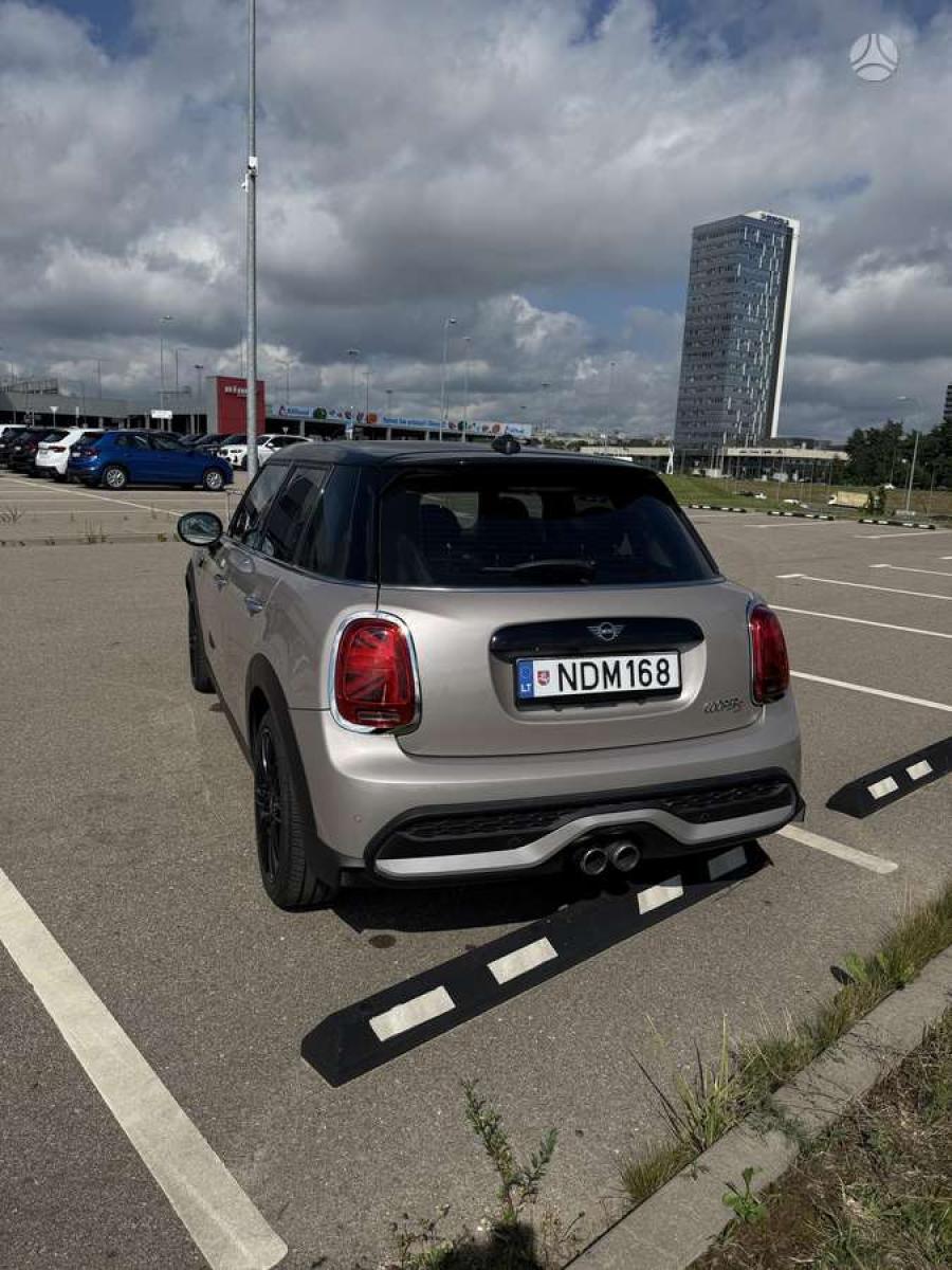 Grey MINI cooper-s 2022 in Vilnius, with an engine capacity of 2.00 L and mileage of 79 thousand km for 22000 €, photo 9 on AUTOMOTO.COM.LV