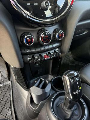 Grey MINI cooper-s 2022 in Vilnius, with an engine capacity of 2.00 L and mileage of 79 thousand km for 22000 €, photo 10 on AUTOMOTO.COM.LV