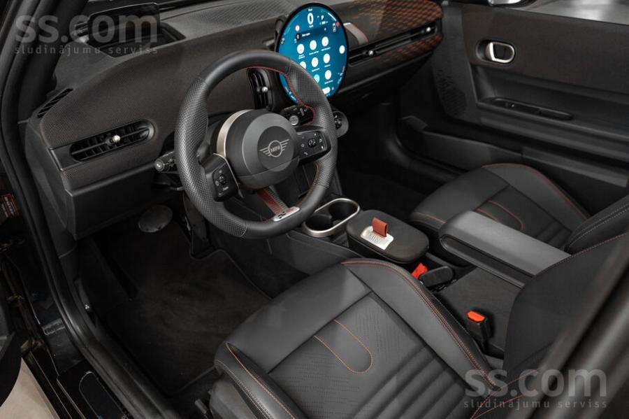 Grey MINI cooper-s 2024 in Riga, with an engine capacity of 2.00 L and mileage of 4 thousand km for 35696 €, photo 10 on AUTOMOTO.COM.LV