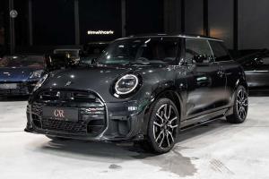 Pelēks MINI cooper-s 2024 Rīga, ar dzinēja tilpumu 2.00 L un nobraukumu 4 tūkst. km par 35696 €, foto  vietnē AUTOMOTO.COM.LV