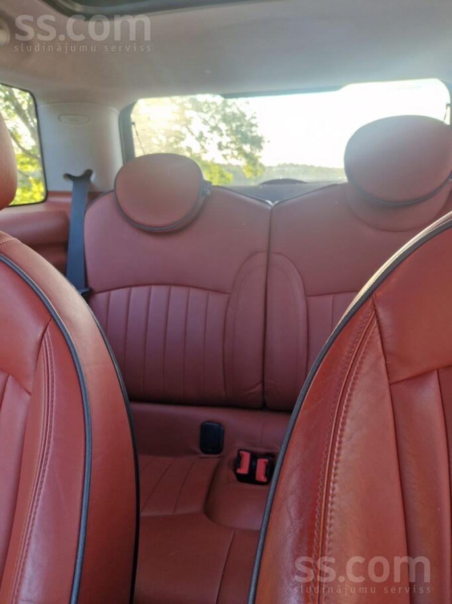 Pelēks MINI cooper-s 2008 Kuldīga, ar dzinēja tilpumu 1.60 L un nobraukumu 194 tūkst. km par 6500 €, foto 9 vietnē AUTOMOTO.COM.LV