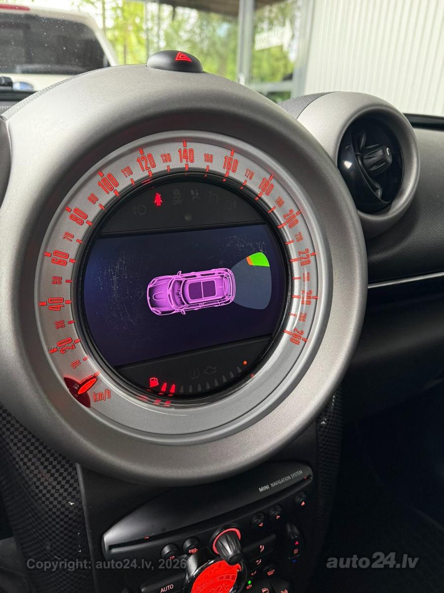 Pelēks MINI cooper-s 2012 Tallina, ar dzinēja tilpumu 1.60 L un nobraukumu 157 tūkst. km par 7490 €, foto 12 vietnē AUTOMOTO.COM.LV