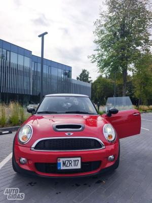 MINI cooper-s 2008 Kauņa, ar dzinēja tilpumu 1.60 L un nobraukumu 160 tūkst. km par 3000 €, foto 18 vietnē AUTOMOTO.COM.LV