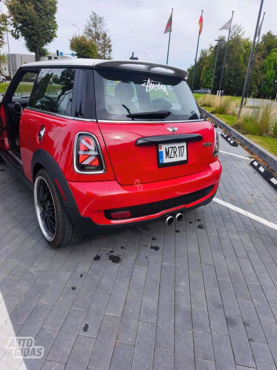 MINI cooper-s 2008 Kauņa, ar dzinēja tilpumu 1.60 L un nobraukumu 160 tūkst. km par 3000 €, foto 20 vietnē AUTOMOTO.COM.LV