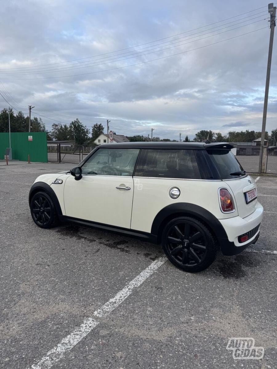 MINI cooper-s 2009 in Kaunas, with an engine capacity of 1.60 L and mileage of 124 thousand km for 3200 €, photo 10 on AUTOMOTO.COM.LV