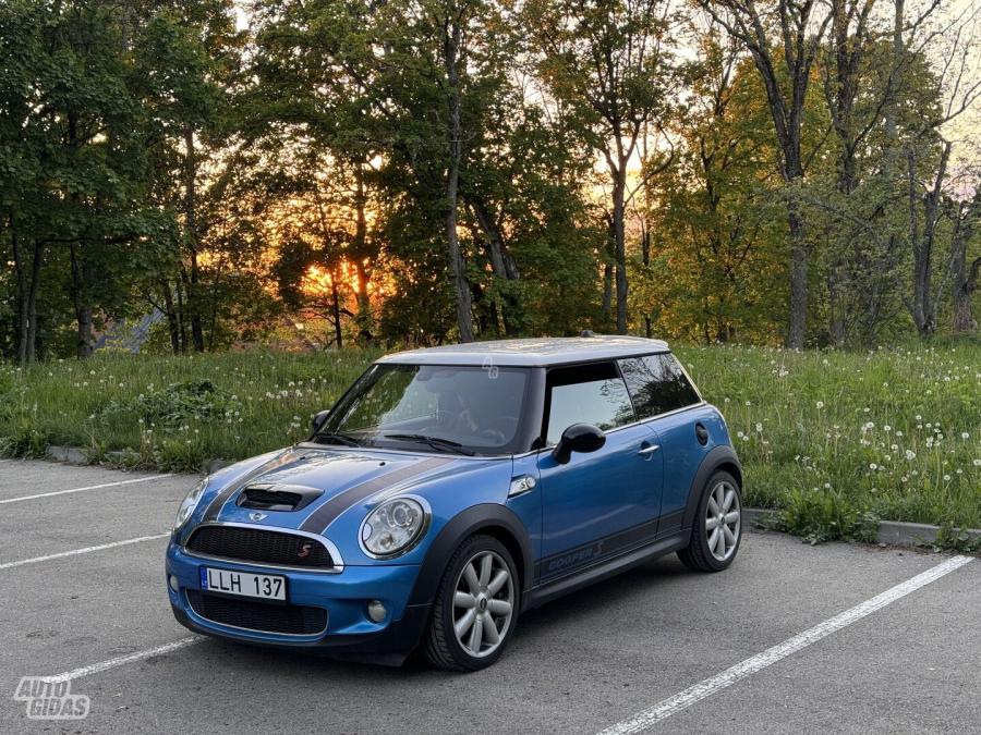 MINI cooper-s 2009 Viļņa, ar dzinēja tilpumu 1.60 L un nobraukumu 170 tūkst. km par 2250 €, foto 3 vietnē AUTOMOTO.COM.LV