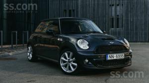 MINI cooper-s 2012 Rīga, ar dzinēja tilpumu 2.00 L un nobraukumu 258 tūkst. km par 5499 €, foto 3 vietnē AUTOMOTO.COM.LV