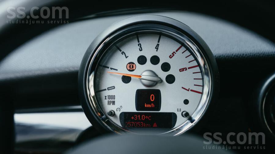 MINI cooper-s 2012 Rīga, ar dzinēja tilpumu 2.00 L un nobraukumu 258 tūkst. km par 5499 €, foto 12 vietnē AUTOMOTO.COM.LV