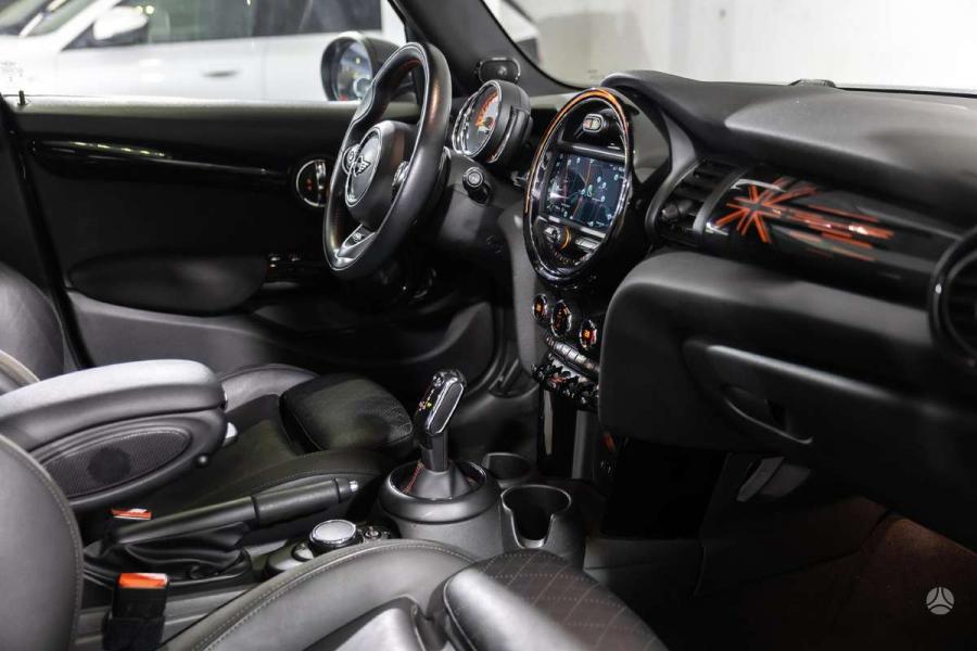 MINI cooper-s 2018 Viļņa, ar dzinēja tilpumu 2.00 L un nobraukumu 84 tūkst. km par 19441 €, foto 13 vietnē AUTOMOTO.COM.LV