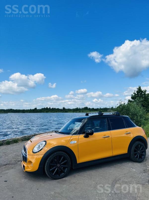 Orange MINI cooper-s 2015 in Riga, with an engine capacity of 2.00 L and mileage of 164 thousand km for 11900 €, photo 2 on AUTOMOTO.COM.LV
