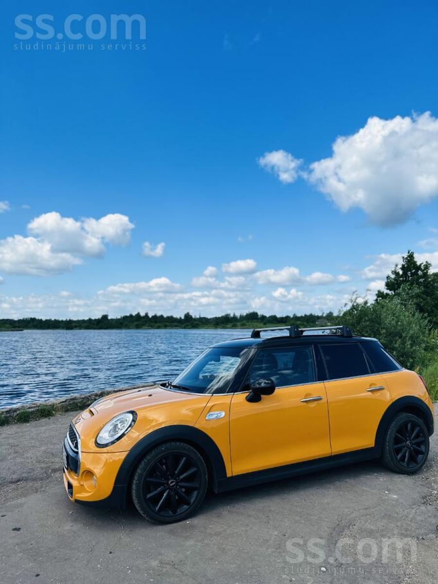 Orange MINI cooper-s 2015 in Riga, with an engine capacity of 2.00 L and mileage of 164 thousand km for 11900 €, photo 2 on AUTOMOTO.COM.LV