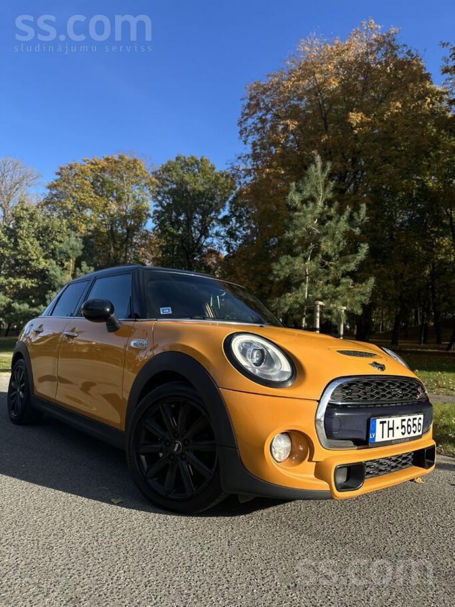 Orange MINI cooper-s 2015 in Riga, with an engine capacity of 2.00 L and mileage of 164 thousand km for 11900 €, photo 7 on AUTOMOTO.COM.LV