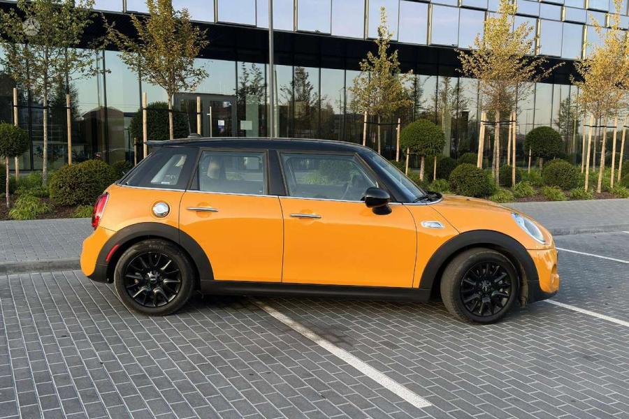 Oranžs MINI cooper-s 2015 Viļņa, ar dzinēja tilpumu 2.00 L un nobraukumu 199 tūkst. km par 8200 €, foto 4 vietnē AUTOMOTO.COM.LV