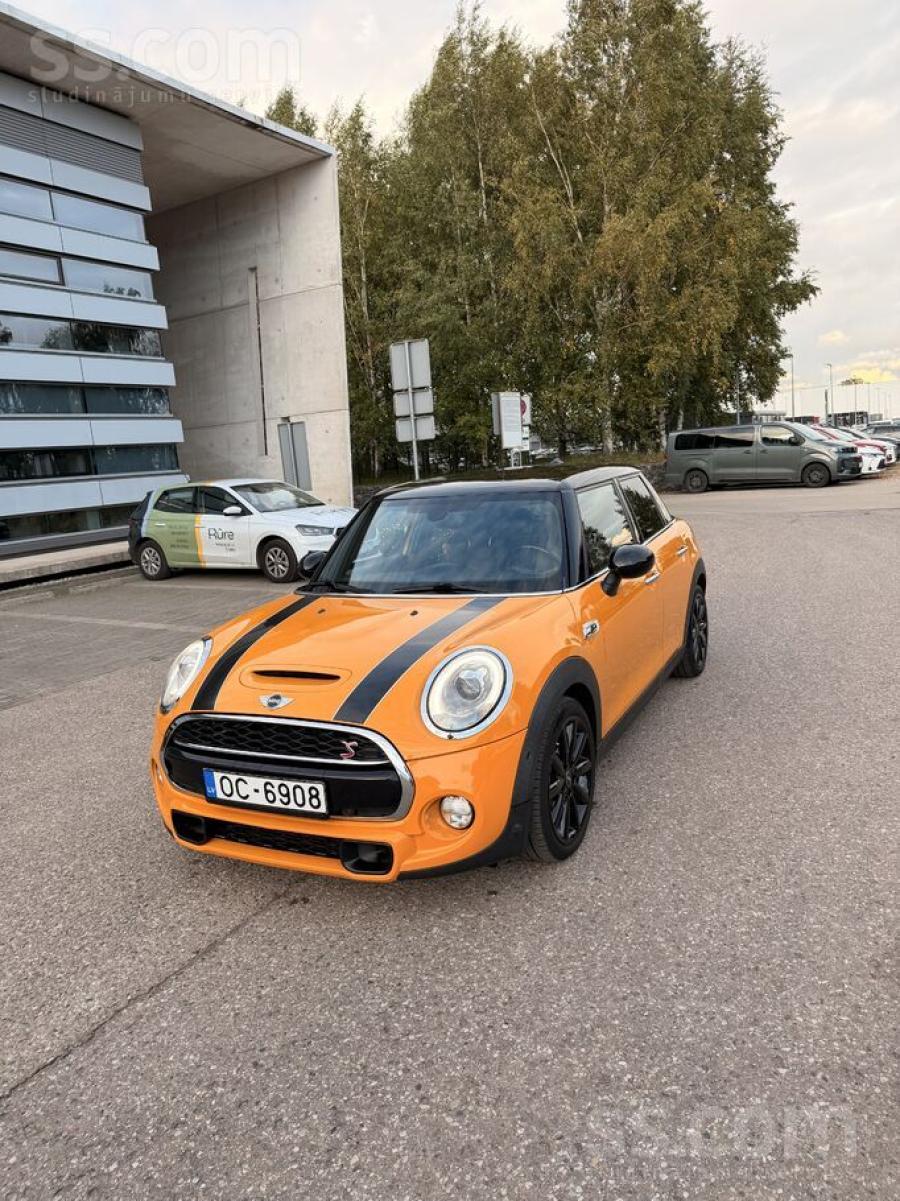 Oranžs MINI cooper-s 2015 Rīga, ar dzinēja tilpumu 2.00 L un nobraukumu 228 tūkst. km par 11550 €, foto 1 vietnē AUTOMOTO.COM.LV