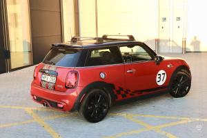 Red MINI cooper-s 2014 in Vilnius, with an engine capacity of 2.00 L and mileage of 114 thousand km for 13999 €, photo 4 on AUTOMOTO.COM.LV