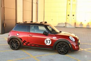 Red MINI cooper-s 2014 in Vilnius, with an engine capacity of 2.00 L and mileage of 114 thousand km for 13999 €, photo 7 on AUTOMOTO.COM.LV