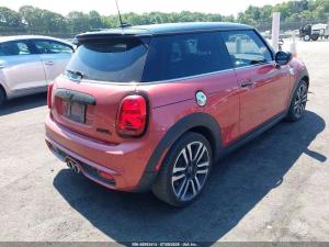 Red MINI cooper-s 2021 in Kaunas, with an engine capacity of 2.00 L and mileage of 98 thousand km for 14600 €, photo 5 on AUTOMOTO.COM.LV