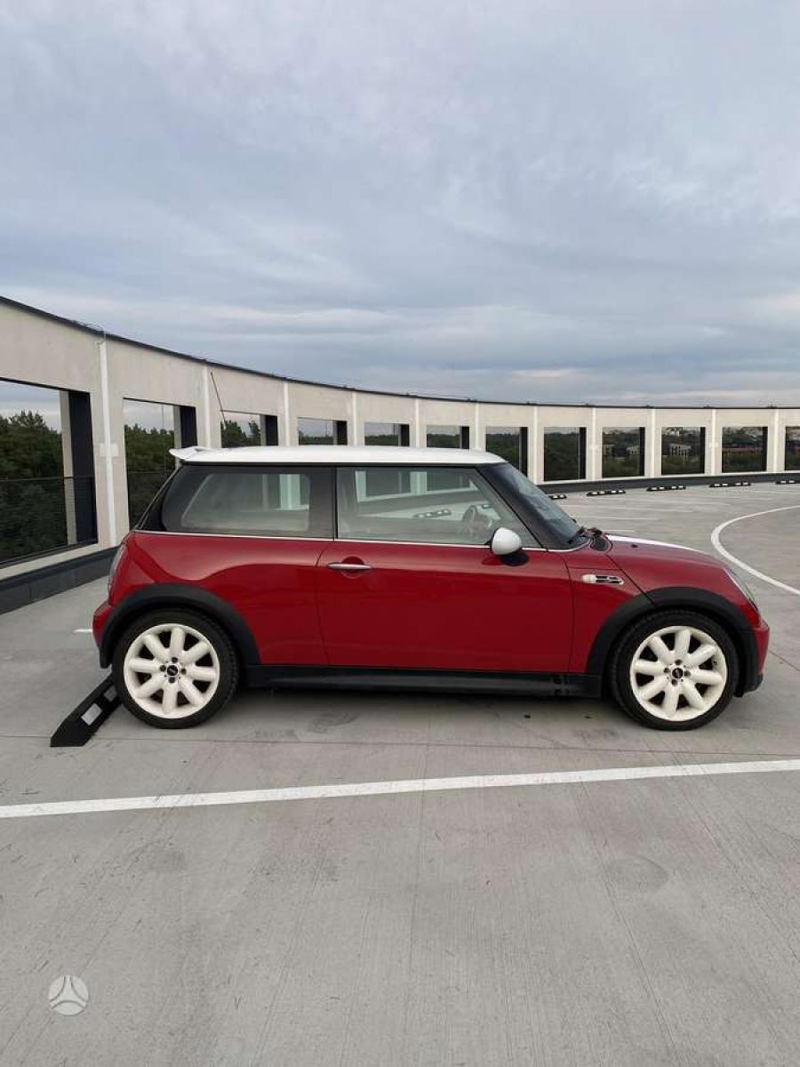 Sarkans MINI cooper-s 2005 Viļņa, ar dzinēja tilpumu 0.00 L un nobraukumu 179 tūkst. km par 2800 €, foto 3 vietnē AUTOMOTO.COM.LV