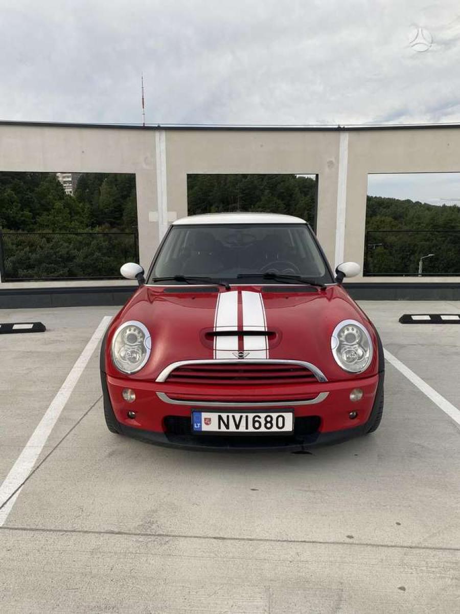 Sarkans MINI cooper-s 2005 Viļņa, ar dzinēja tilpumu 0.00 L un nobraukumu 179 tūkst. km par 2800 €, foto 5 vietnē AUTOMOTO.COM.LV