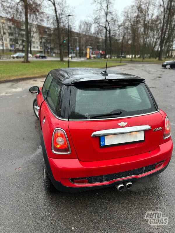 Red MINI cooper-s 2007 in Vilnius, with an engine capacity of 1.60 L and mileage of 216 thousand km for 3900 €, photo 8 on AUTOMOTO.COM.LV