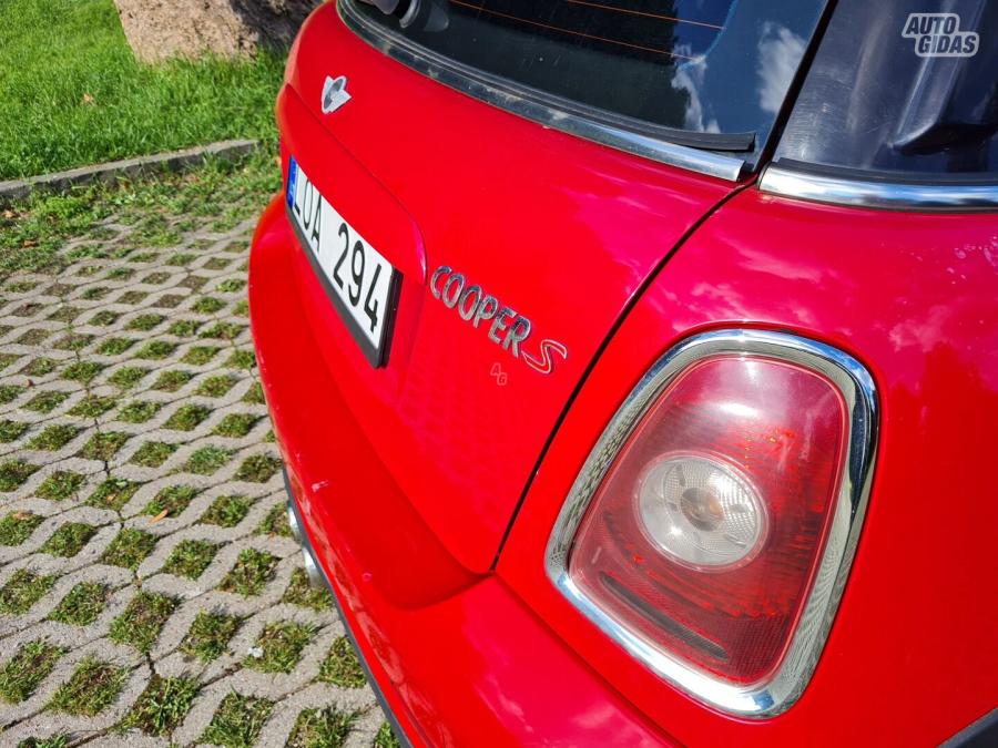 Red MINI cooper-s 2008 in Vilnius, with an engine capacity of 1.60 L and mileage of 133 thousand km for 3000 €, photo 23 on AUTOMOTO.COM.LV