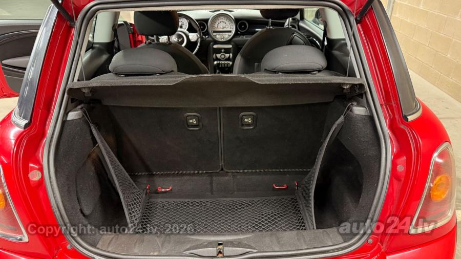 Sarkans MINI cooper-s 2009 Tallina, ar dzinēja tilpumu 1.60 L un nobraukumu 217 tūkst. km par 5990 €, foto 12 vietnē AUTOMOTO.COM.LV