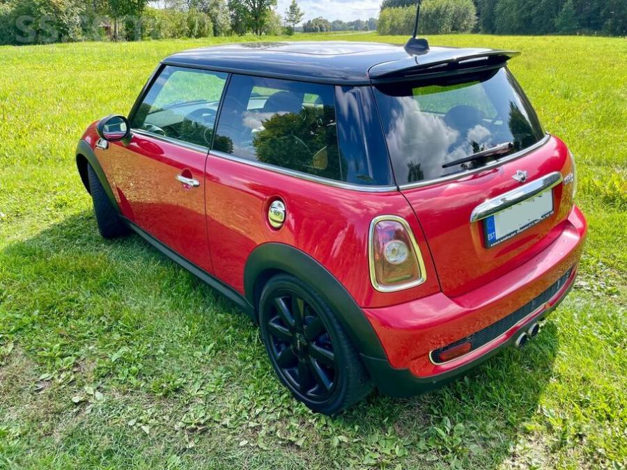 Red MINI cooper-s 2009 in Tallinn, with an engine capacity of 1.60 L and mileage of 122 thousand km for 7999 €, photo 5 on AUTOMOTO.COM.LV