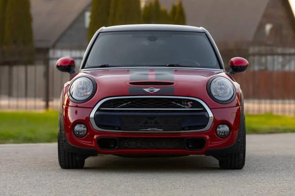 Sarkans MINI cooper-s 2016 Jelgava, ar dzinēja tilpumu 2.00 L un nobraukumu 228 tūkst. km par 8950 €, foto 3 vietnē AUTOMOTO.COM.LV