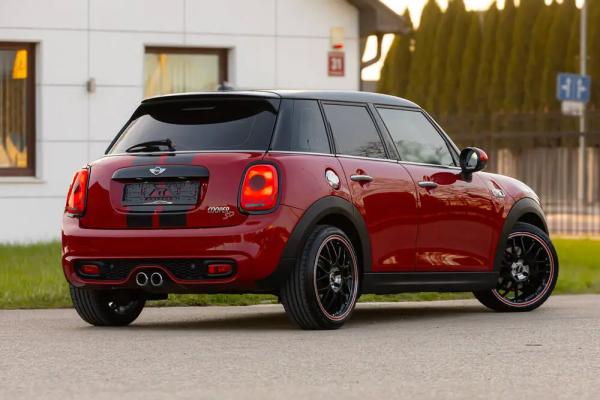 Sarkans MINI cooper-s 2016 Jelgava, ar dzinēja tilpumu 2.00 L un nobraukumu 228 tūkst. km par 8950 €, foto 7 vietnē AUTOMOTO.COM.LV