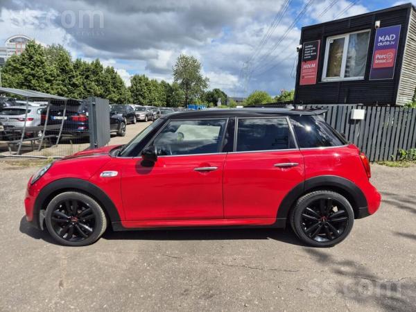 Red MINI cooper-s 2016 in Riga, with an engine capacity of 2.00 L and mileage of 269 thousand km for 11490 €, photo 9 on AUTOMOTO.COM.LV