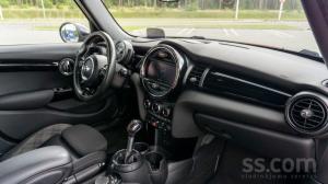Red MINI cooper-s 2016 in Riga, with an engine capacity of 2.00 L and mileage of 269 thousand km for 10590 €, photo 11 on AUTOMOTO.COM.LV