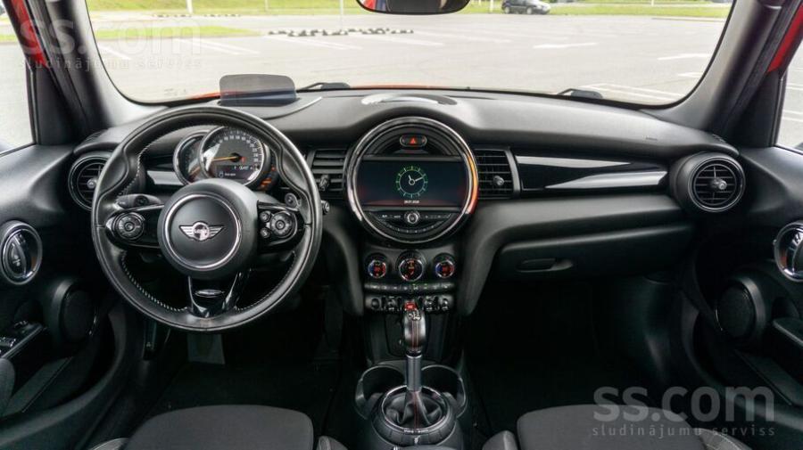 Red MINI cooper-s 2016 in Riga, with an engine capacity of 2.00 L and mileage of 269 thousand km for 10590 €, photo 12 on AUTOMOTO.COM.LV