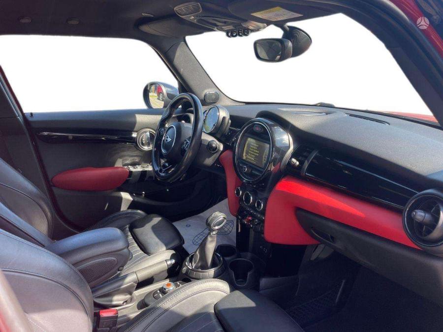 Sarkans MINI cooper-s 2016 Klaipėda, ar dzinēja tilpumu 2.00 L un nobraukumu 148 tūkst. km par 11000 €, foto 7 vietnē AUTOMOTO.COM.LV