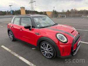 Red MINI cooper-s 2022 in Riga, with an engine capacity of 2.00 L and mileage of 79 thousand km for 27700 €, photo 4 on AUTOMOTO.COM.LV