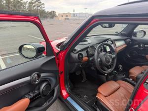 Red MINI cooper-s 2022 in Riga, with an engine capacity of 2.00 L and mileage of 79 thousand km for 27700 €, photo 8 on AUTOMOTO.COM.LV
