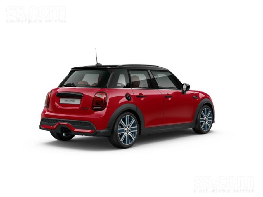 Red MINI cooper-s 2022 in Riga, with an engine capacity of 2.00 L and mileage of 79 thousand km for 27700 €, photo 14 on AUTOMOTO.COM.LV