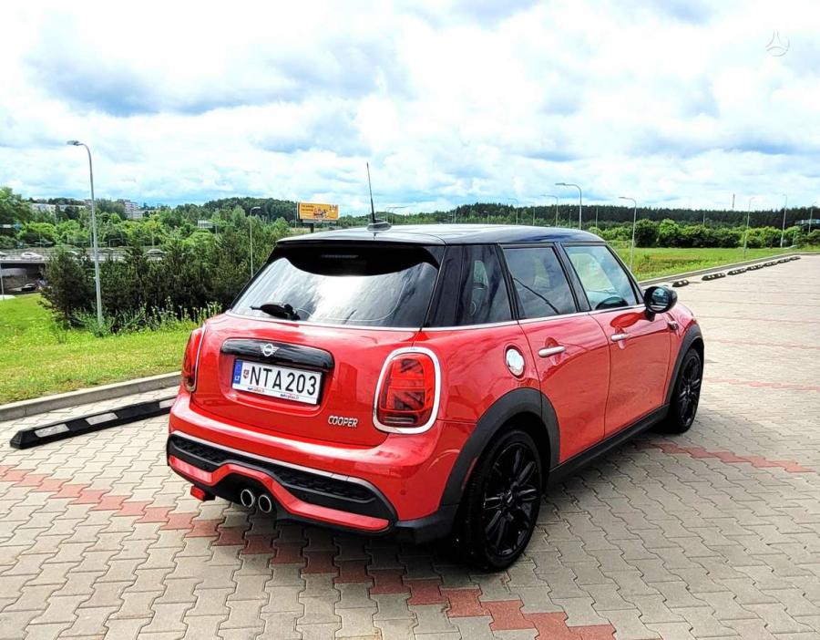 Red MINI cooper-s 2023 in Vilnius, with an engine capacity of 2.00 L and mileage of 61 thousand km for 19700 €, photo 8 on AUTOMOTO.COM.LV