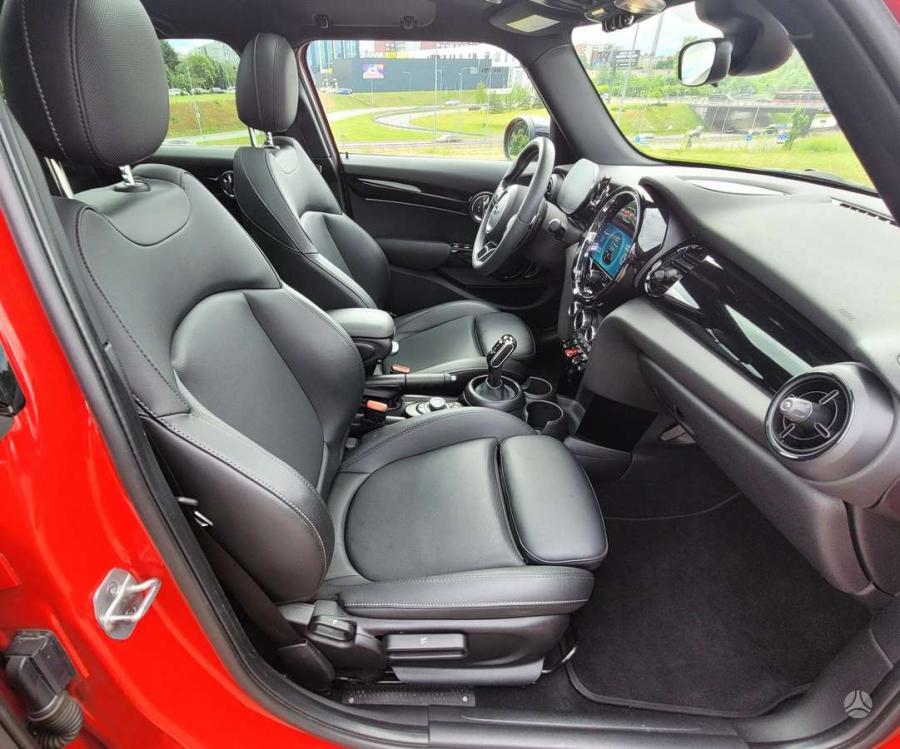 Red MINI cooper-s 2023 in Vilnius, with an engine capacity of 2.00 L and mileage of 61 thousand km for 19700 €, photo 20 on AUTOMOTO.COM.LV