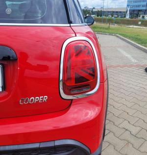 Red MINI cooper-s 2023 in Vilnius, with an engine capacity of 2.00 L and mileage of 61 thousand km for 19700 €, photo 28 on AUTOMOTO.COM.LV