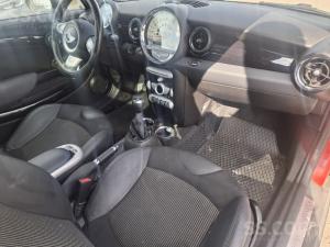 Red MINI cooper-s 2010 in Talsi, with an engine capacity of 1.60 L and mileage of 177 thousand km for 5800 €, photo 13 on AUTOMOTO.COM.LV