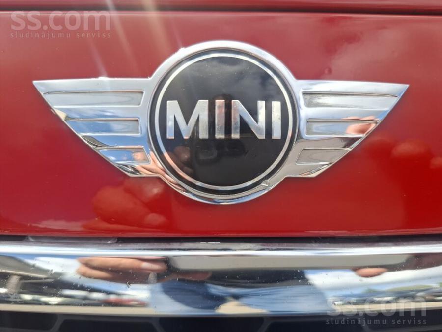 Red MINI cooper-s 2010 in Talsi, with an engine capacity of 1.60 L and mileage of 177 thousand km for 5800 €, photo 25 on AUTOMOTO.COM.LV