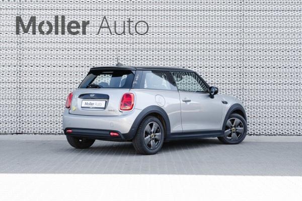 MINI cooper-s 2024 in Marupe, with an engine capacity of 0.10 L and mileage of 32 thousand km for 20800 €, photo 4 on AUTOMOTO.COM.LV