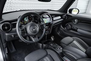 MINI cooper-s 2024 Mārupe, ar dzinēja tilpumu 0.10 L un nobraukumu 32 tūkst. km par 20800 €, foto 10 vietnē AUTOMOTO.COM.LV