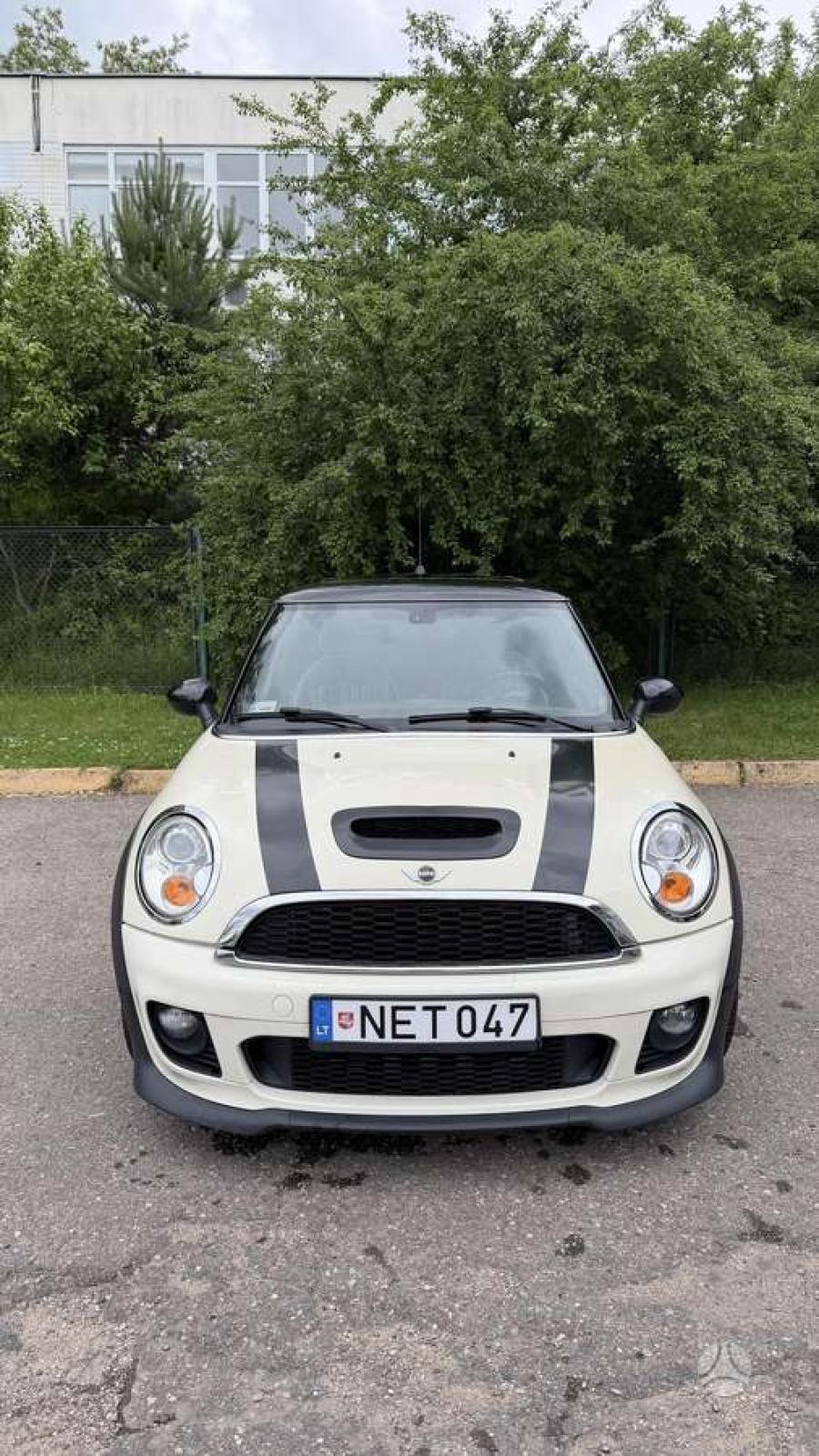 Balts MINI cooper-s 2013 Viļņa, ar dzinēja tilpumu 1.60 L un nobraukumu 197 tūkst. km par 4900 €, foto 1 vietnē AUTOMOTO.COM.LV